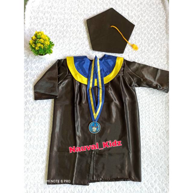 Graduation clothes / graduation toga uniforms for children - adults ...