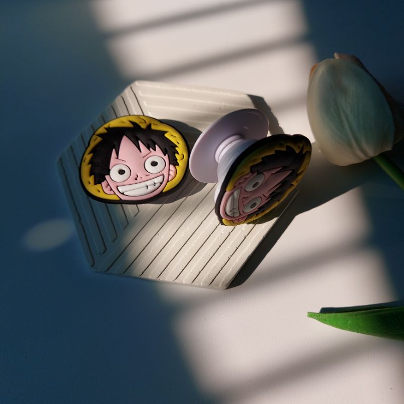 Ready | Air Bracket Griptok One Piece Luffy Pop Socket/Finger grip ...