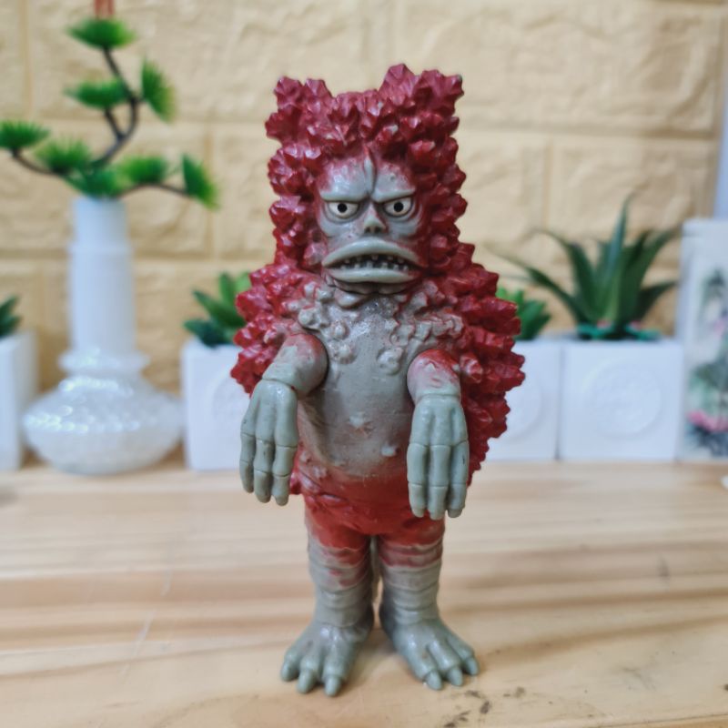 PIGMON / GARAMON - ULTRAMAN MONSTER ( BANDAI ) | Shopee Philippines