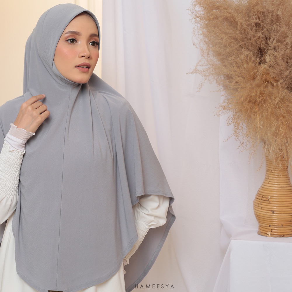 Long Hijab Hijab Chin Cover SUMAYYAH Moss Crepe Softawning Hijab ...
