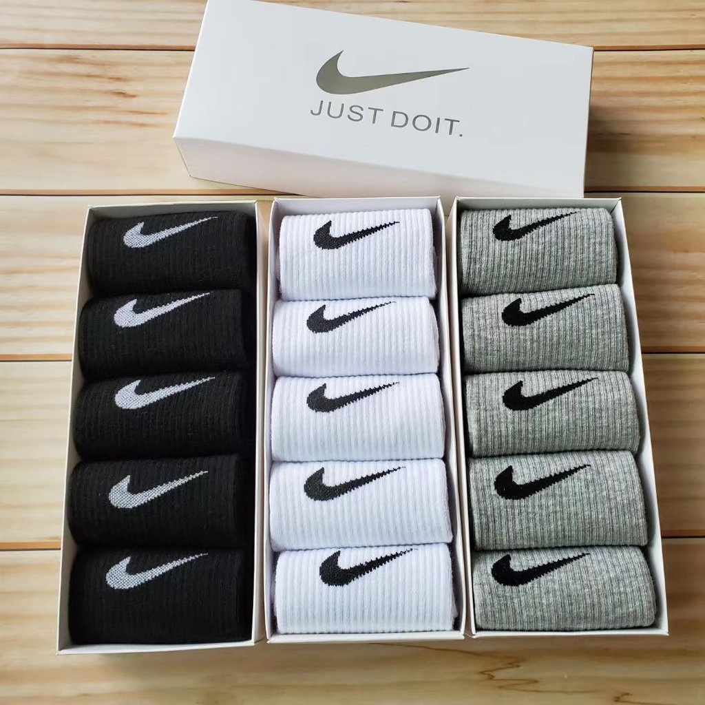 5 pairs with box Sports Socks Basketball Socks Good quality For Unisex ...