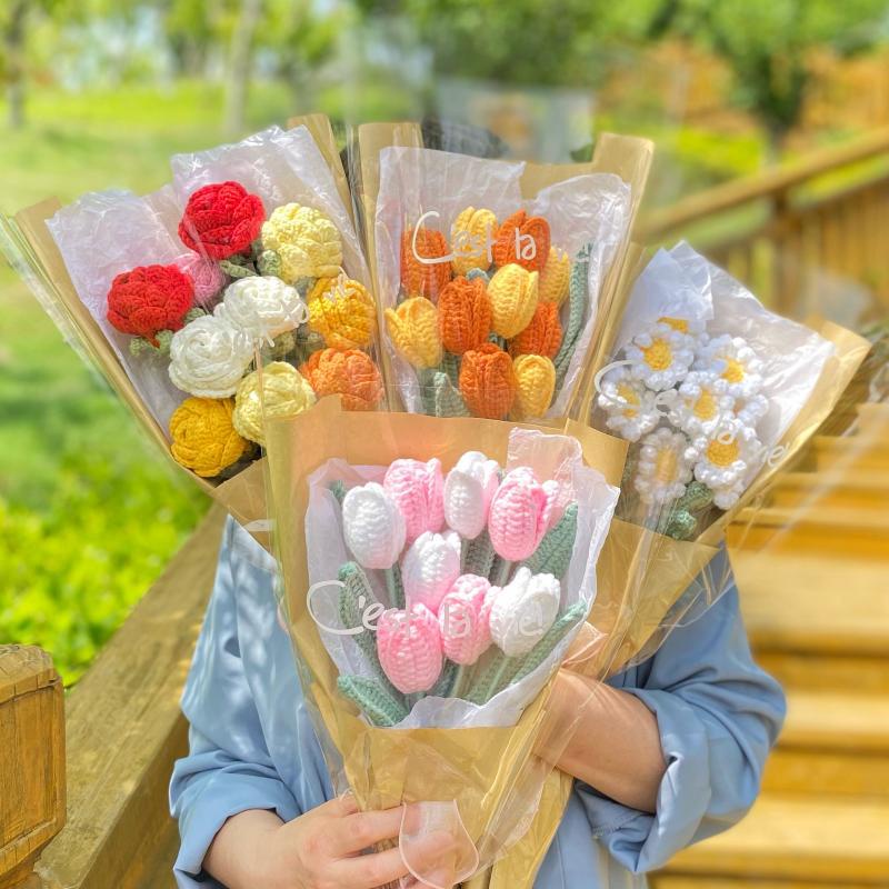 NEW DIY Wool Knitted Bouquet Creative Flower Rose Sun Flower Lavender ...