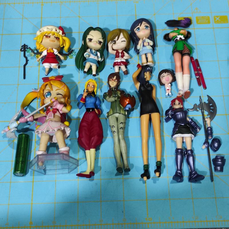 Assorted scrap anime chibi figures | Shopee Philippines