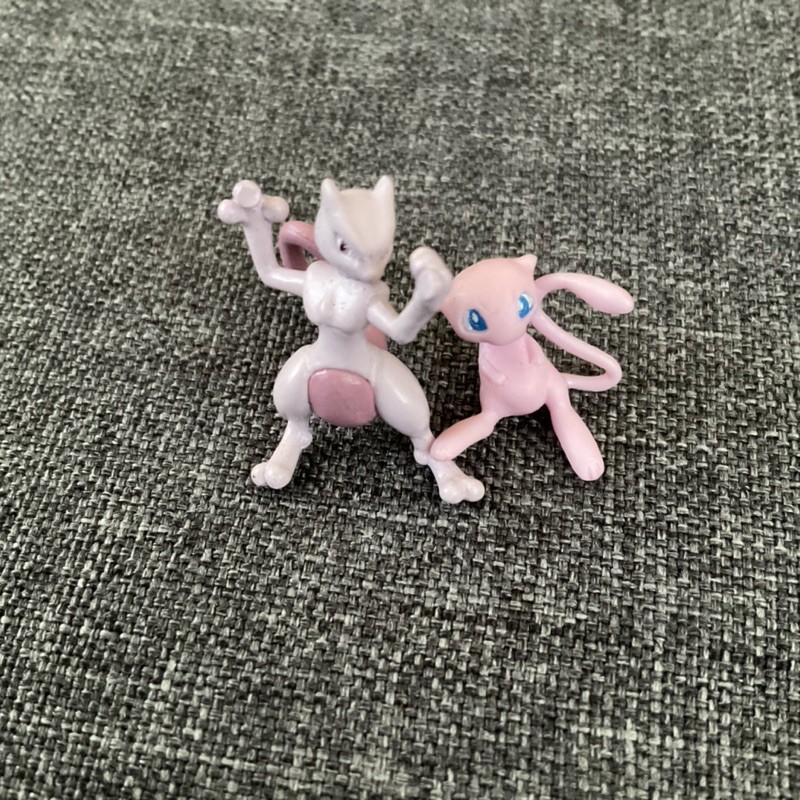 POKEMON MEW BUNDLE FIGURE SMALL MEWTWO FIGURE MEW POKEMON FIGURE MEWTWO ...