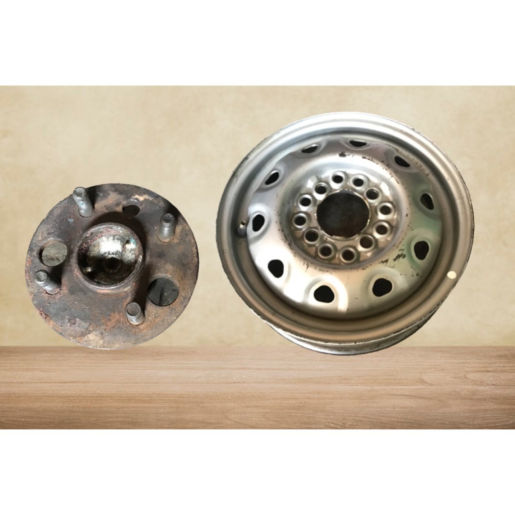 Good Set Quality Surplus 4 Stud Spindle Hub and Rim Size 12 with Lug ...