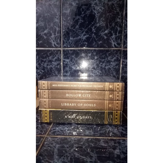 Miss Peregrine's Home for Peculiar Children Series by Ransom Riggs ...