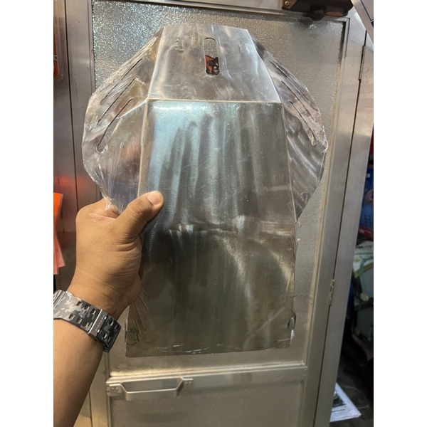 Pure Stainless Engine Guard Cover with Bracket WR 155 / WR155 | Shopee ...