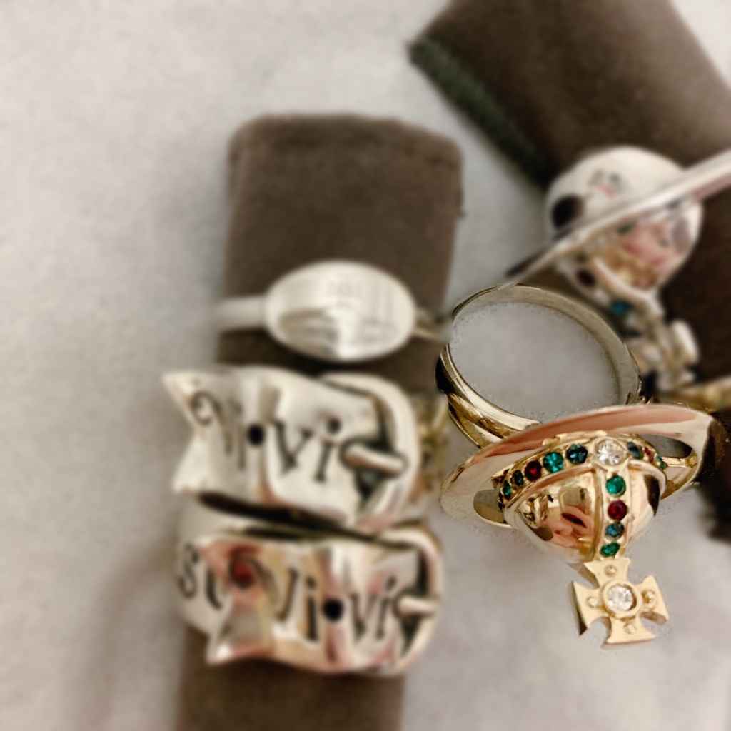 Vivienne West wood Three-Dimensional Saturn Diamond Gold Silver ...