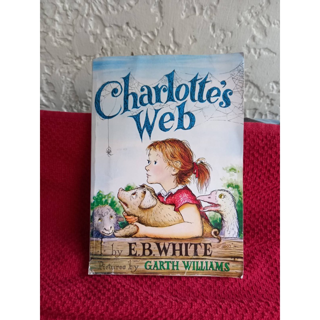 Charlotte&#039;s Web by E.B. White (pre loved / chapter book) | Shopee ...