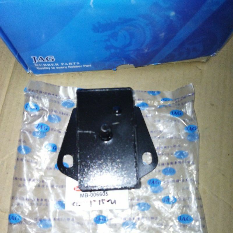 Engine Support LH/RH Mitsubishi L-300 Versa Van (1990-2005) | Shopee ...