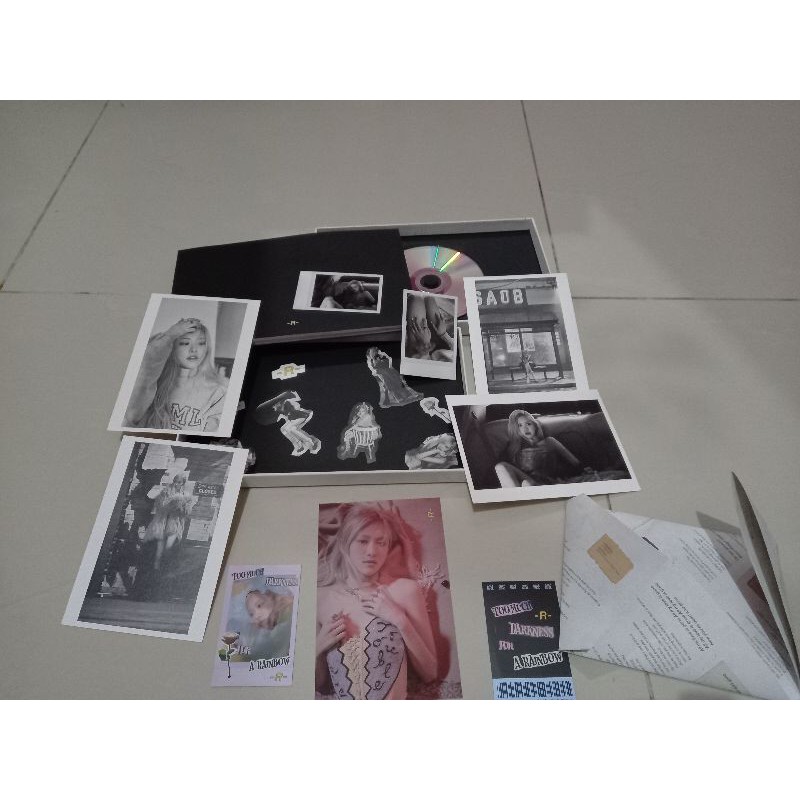 Sharing ROSE SOLO ALBUM -R- (READ DESCRIPTION) | Shopee Philippines