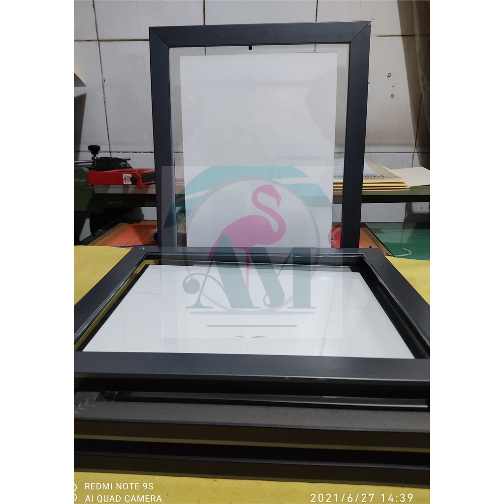GLASS TO GLASS THIN BLACK PLAIN FRAME 10R Size (10x12 inches) | Shopee ...