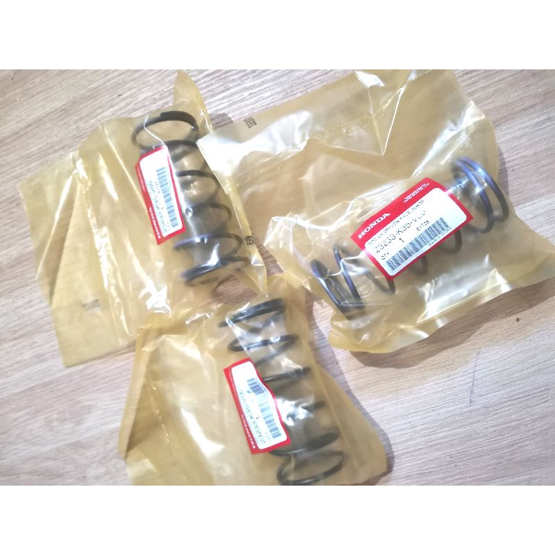 (DIY)Genuine Honda CVT Spring Driven Face ( Center Spring )Click 125/ ...
