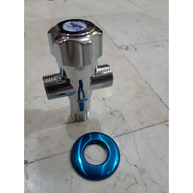 Two Way Angle Valve / 2 Way Angle Valve Heavy Duty Brass Double Valve ...