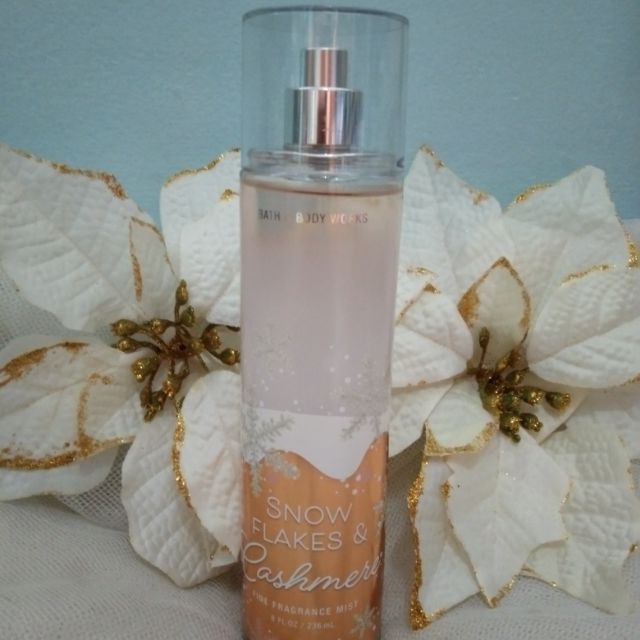 Bath & Body Works Snowflakes & Cashmere Fine Fragrance Mist (236ml ...