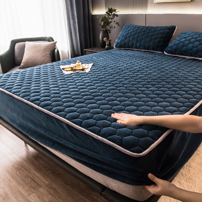 Thick Quilted Plush Double Bed Fitted Sheet Couple Mattress Cover ...