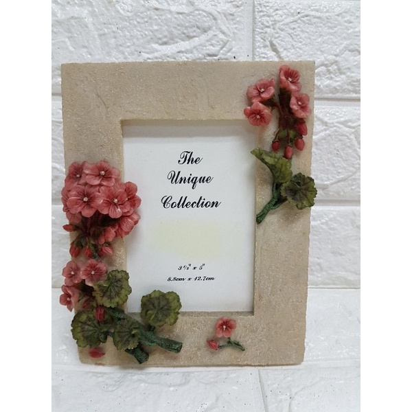 3R photo frame with geranium flower | Shopee Philippines