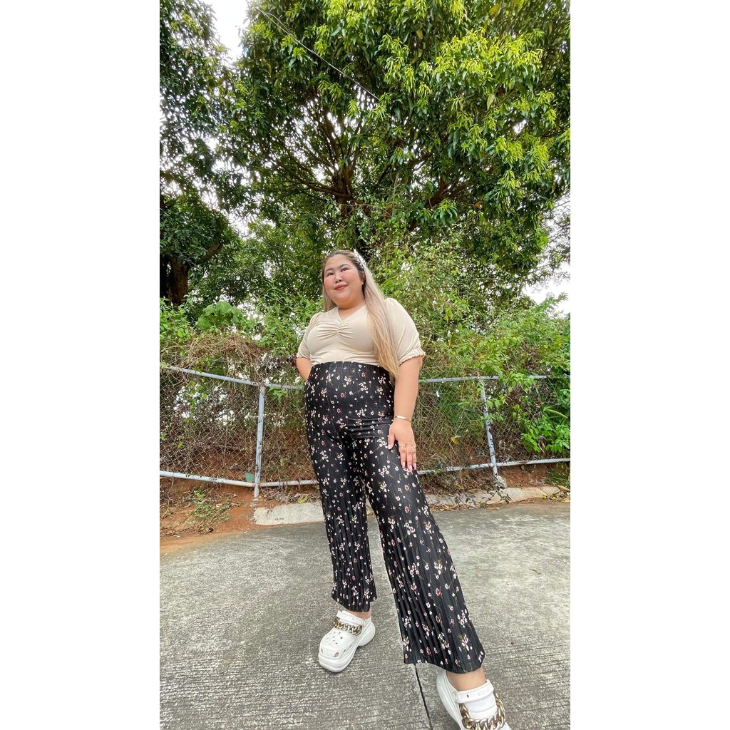 Nina Plus Size Electric Pleated Square Pants hightwaist | Shopee ...
