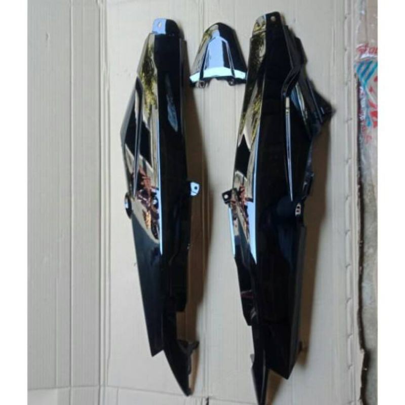 Yamaha Vega R new rear body cover (price for a pair complete with body ...
