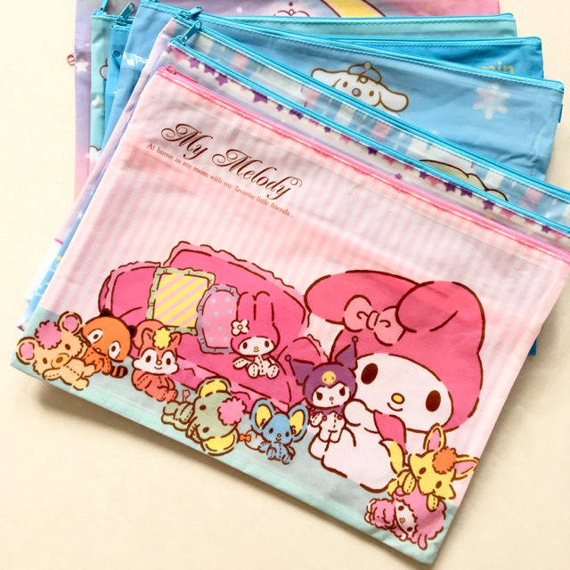 sanrio Folder Has 2 Zips Scroll To See More Patterns Right Side ...