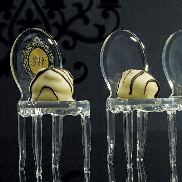 EVERYDAY BAKER - Mini Cupcake Display Chair Stand - Acrylic | Shopee ...