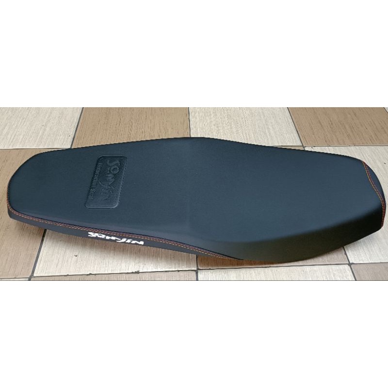 SOMJIN FLAT SEAT SNIPER 150 V1 & V2 | Shopee Philippines