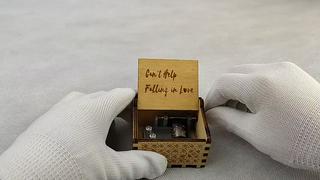 FOREVER Girlfriend Hand-Cranked Birthday Presents Engraving Music Box ...