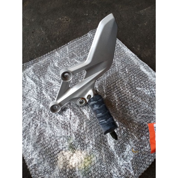 FRONT FOOTREST SIGMA 250 | Shopee Philippines