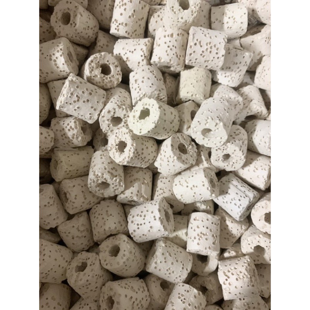 White cylindrical porcelain_Ceramic ring to filter water for aquariums ...