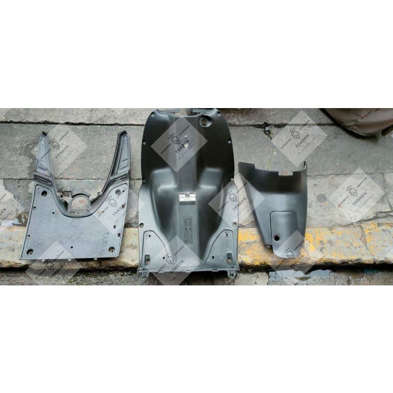 SYM JET 100, ALPHA, EURO STOCK ORIG SYM BLACK INNER FAIRINGS SET (3pcs ...