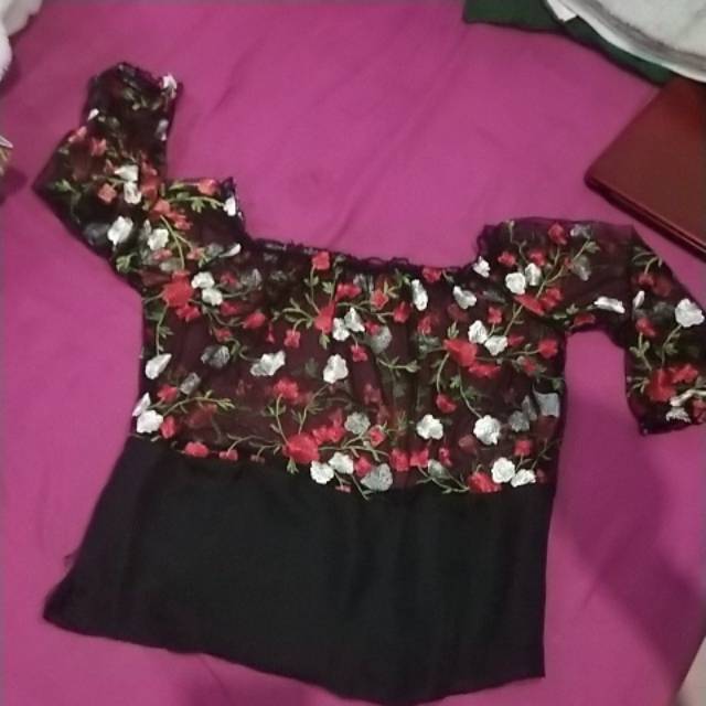 Sabrina Flower Top second trawang | Shopee Philippines