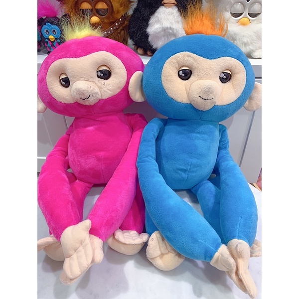 2 Monkey WOWWEE Has 2 Monkeys Kiss Eyes Open Throwing Sound Squeegee ...