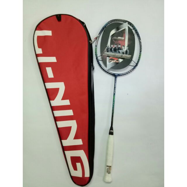 Li-ning shuttlecock racket, comes with handle wrap and racket case ...
