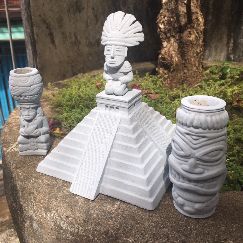 Ancient Aztecs civilization product set to decorate aquariums and ...