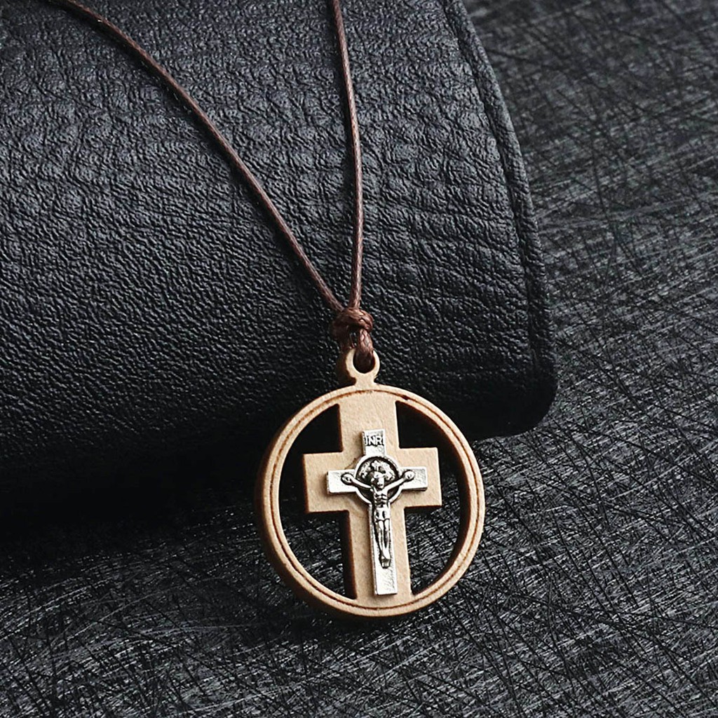 Religous Catholic Crucifix Jesus Round Circle Wooden Cross Pendant ...