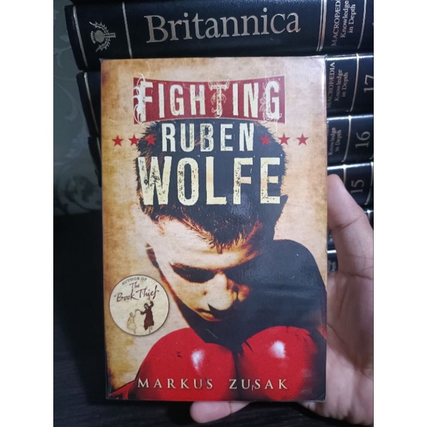 FIGHTING RUBEN WOLFE by MARKUS ZUSAK | Shopee Philippines