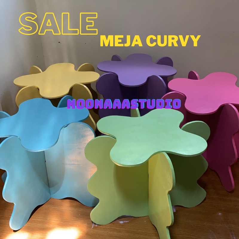 Curvy table| Minimalist Aesthetic Bedside Table - Elegant Design & Easy ...