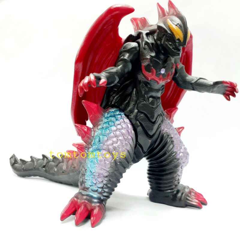 Chimeraberos Monster Kaiju Ultraman Belial Chimeraberus Action Figure ...