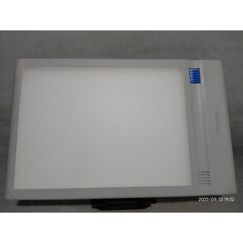 Light Box Hakuba 5 x 7" Lightviewer 5700 Lightbox Japan | Shopee Philippines