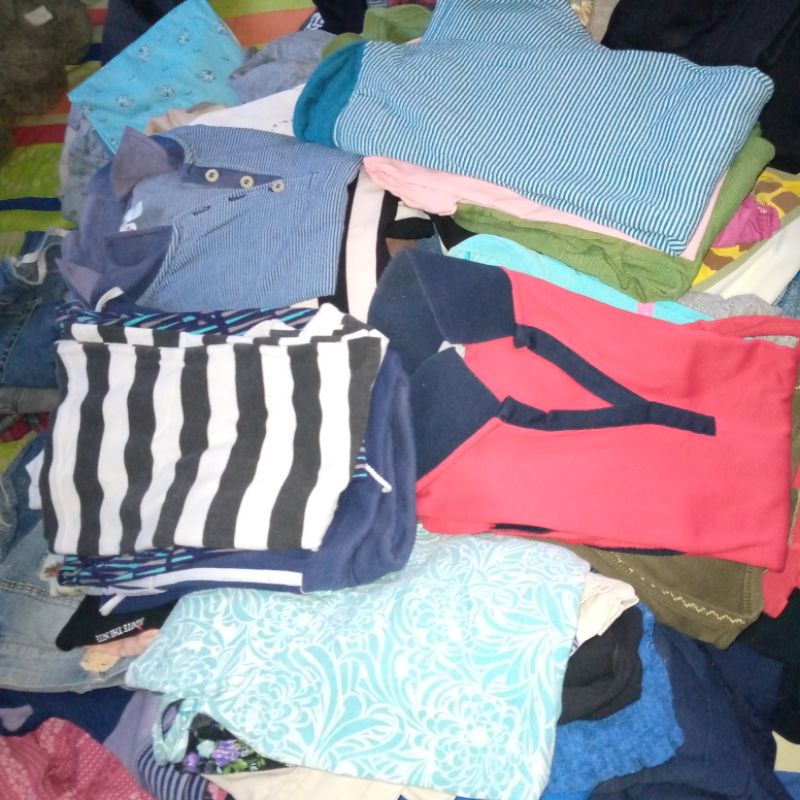 Pre-loved items assorted ( bundle of 12 pcs) | Shopee Philippines