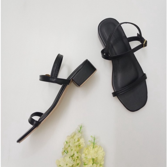 Azalea Jessie2 in Black 1.5 inch block heels sandals | Shopee Philippines