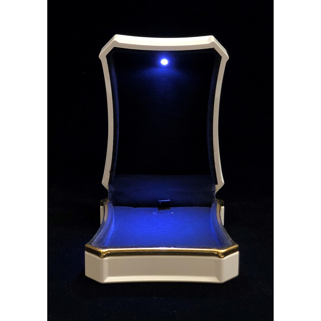 WHITE GLOSSY NECKLACE LED BOX (BLUE LIGHT) | Shopee Philippines