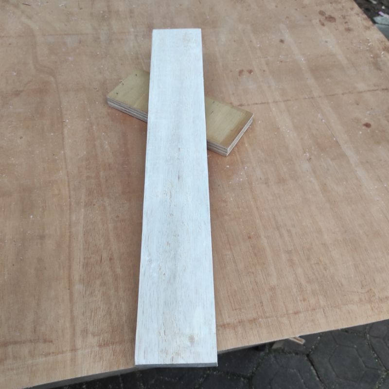 Albasia Wood Pallet Bars / packing / crates / boards Size 2×10×100 cm ...