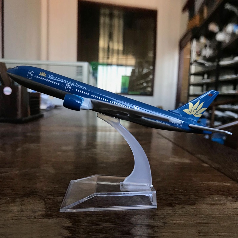 Vietnam Airlines Boeing 777 787 A350 Plane Model VietJet Air Airbus 320 ...