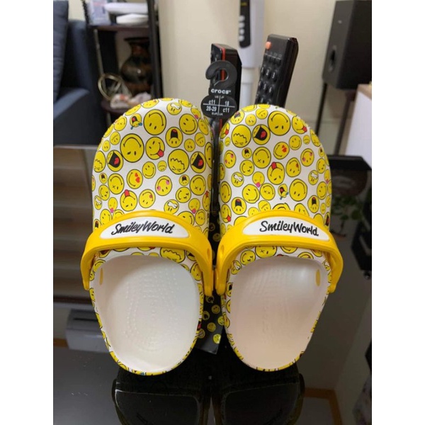 Crocs Fun lab smiley clog kids | Shopee Philippines