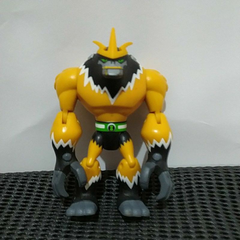 Action Figure Ben 10 monster Happy Meals Gift mcd McDonalds ben10 toys ...