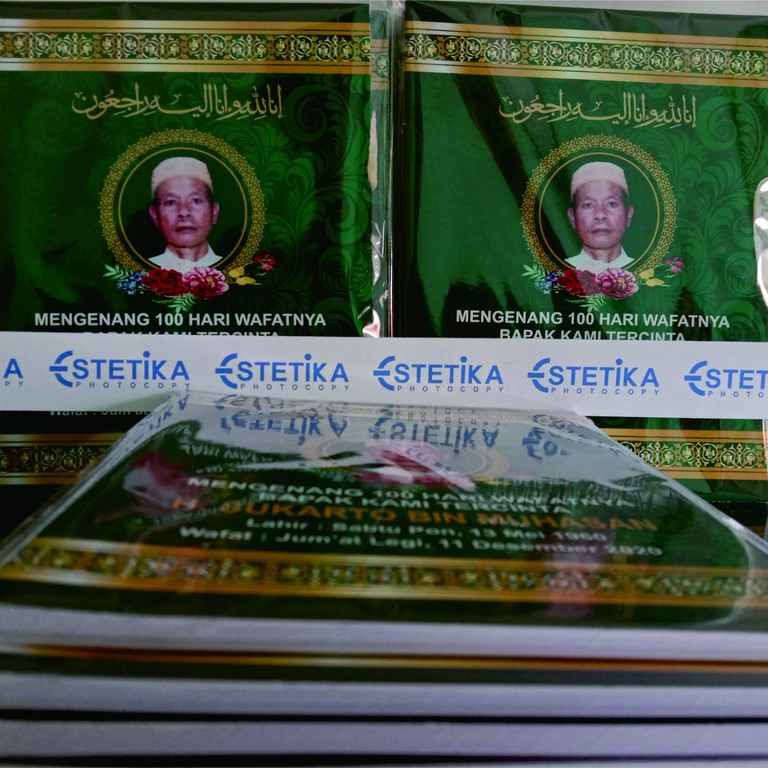 [CUSTOM] Yasin 96 Pages - FREE Design, Print Photos & Plastic Packing Per Book | Shopee Philippines