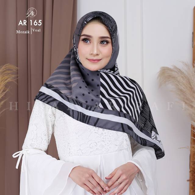 Hijab SQUARE AR165 Antem Mosaic motif by HIJAB AR RAFI/SQUARE AR RAFI ...