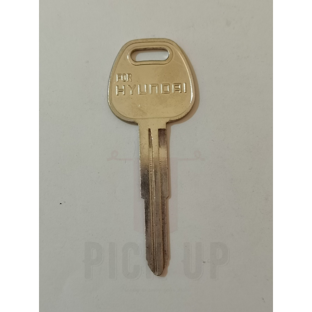 (C07) Hyundai blank key with 2groove right | Shopee Philippines