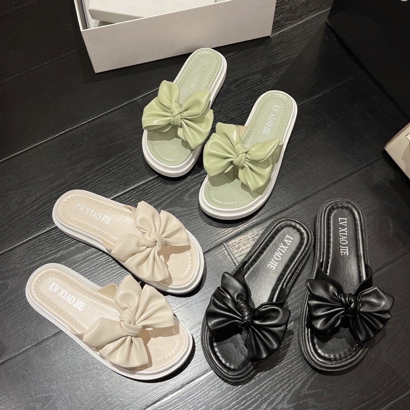 Beautiful 2CM HIGH LEATHER BOW TIE BREAD SLIPPERS (PU BOW) | Shopee ...